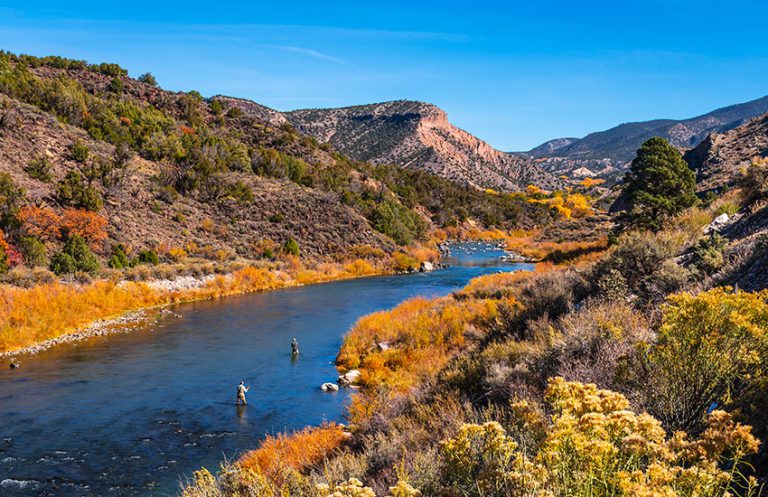Best Small Towns for Fall Foliage | ShipGo