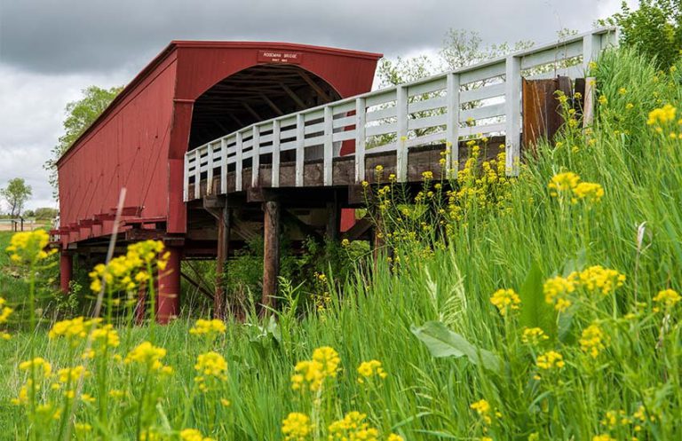 16 Most Beautiful Covered Bridges in the U.S. - ShipGo Blog: The New Way To Travel